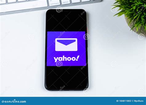 Yahoo Mail App Logo On A Smartphone Screen Editorial Photography