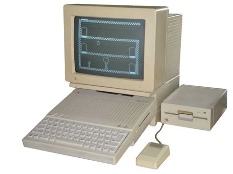 Today In Apple History The Final Apple Ii Model Arrives Cult Of Mac