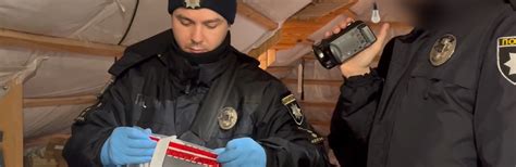 Нелегальний арсенал на Одещині чоловік зберігав вдома зброю та набої Читайте на Ukr Net