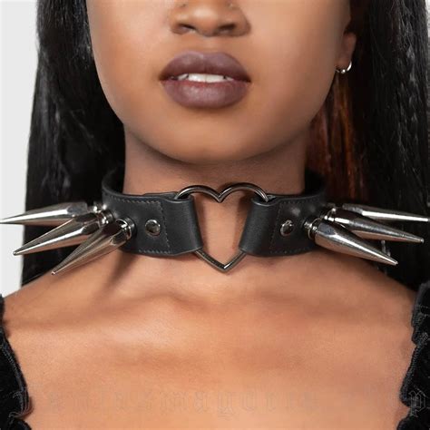 Aubrey Heart Choker Killstar Womens