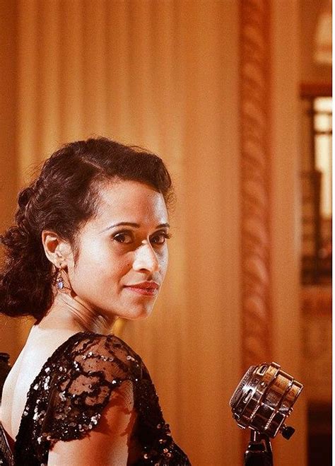 Angel Coulby Osobnosticz