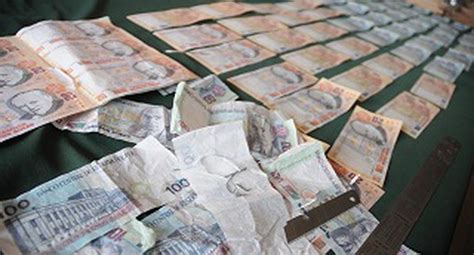 Prohíben Vender Billetes Del Mismo Tamaño Que El Original En Feria De Alasitas Peru Correo