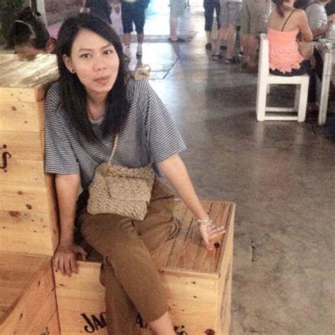 Surawadee ร้านค้าออนไลน์ Shopee Thailand