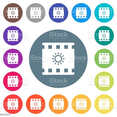 라운드 컬러 배경에 영화 밝기 평면 흰색 아이콘 매스컴에 대한 스톡 벡터 아트 및 기타 이미지 매스컴 멀티미디어 모션