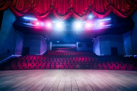 Becoming A Business Superstar How Applying Lessons From The Stage Can