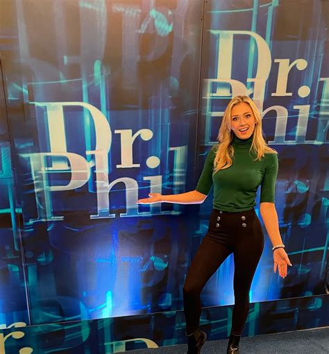 Who Is Shane Gillis Girlfriend Influencer Grace Brassel Wikipedia