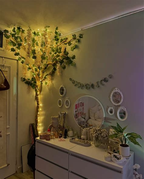 Hastybehnaminstagram On Pinno مى گن اتاق هر کسى موزه شخصى خودشه پس