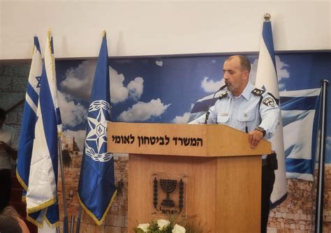 רב ניצב דני לוי