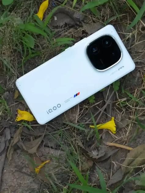 Iqoo 12 Snapdragon 8 Gen 3 64mp Periscope 50k Mobile Clusters
