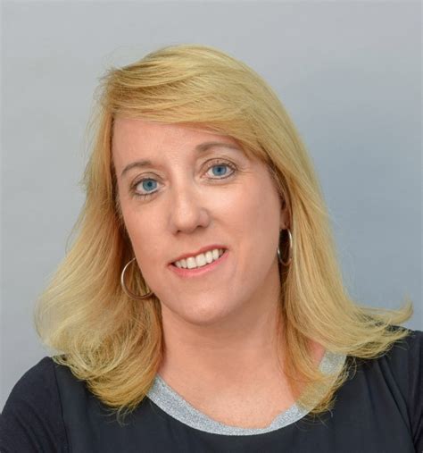 Donna Warr Nominated For Rv Womens Alliance Award