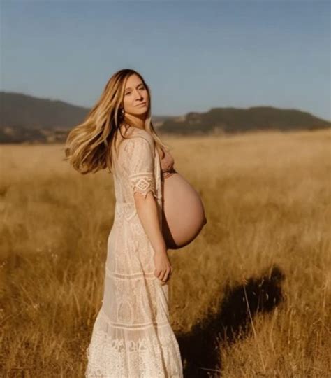 Huge Pregnant Belly Modelling Tumbex