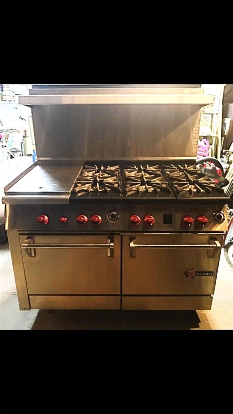 Barely Used Gourmet Wolf Gas Range With 6 Burners And Griddle Double