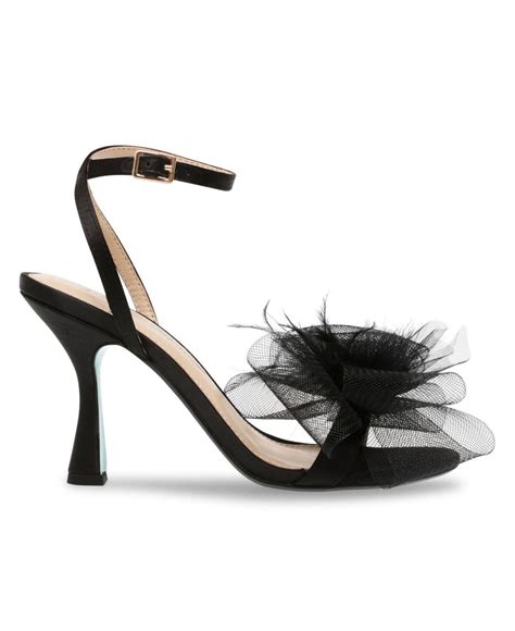 Betsey Johnson Shoes Black