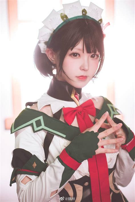 Katheryne 瞎秋 Cosplay Scrolller