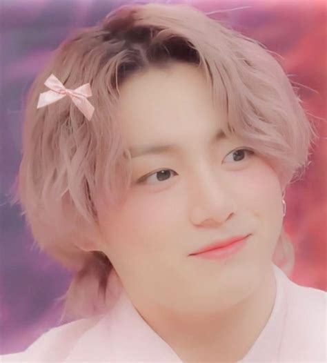 Foto Jungkook Dengan Selebritas Lainnya