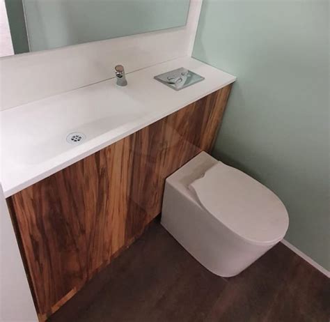 Superloo Wash Station Willis Systems