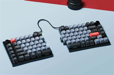 Keychron Q11 Qmk 75 Keyboard Splits Down The Middle