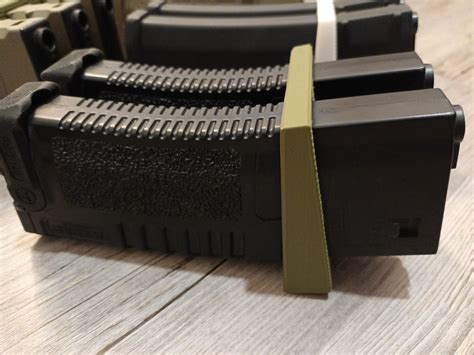 🔫 Airsoft M4 Mag Wall Mount・ Stl File For ・cults