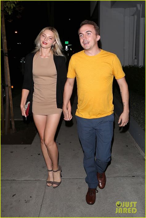 Frankie Muniz And Girlfriend Paige Price Hold Hands On Date Night Photo 3949434 Frankie Muniz