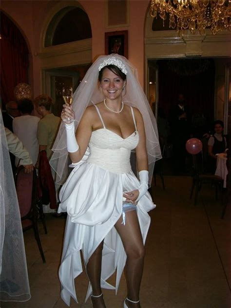 Up Skirt Bride Voyeur Picture Gallery Free Upskirt Voyeur Spycam Pics