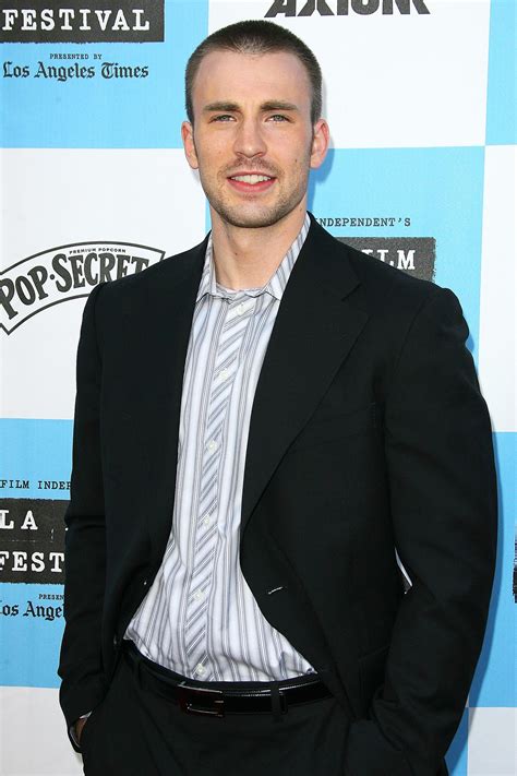 Chris Evans Facial Hair Transformation Through The Years Us Weekly