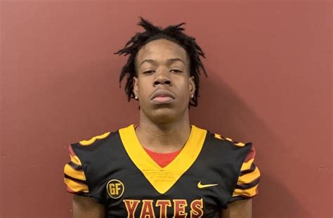 Rafael Thomass Yates Hs Producing Sleeper Recruits Prep Redzone
