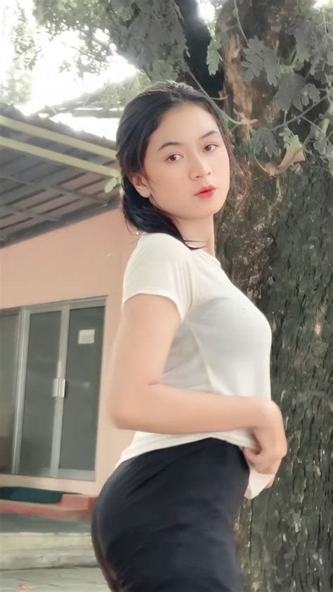 Followers Instagram | Gaya rambut cantik, Gadis-gadis cantik, Foto gadis cantik