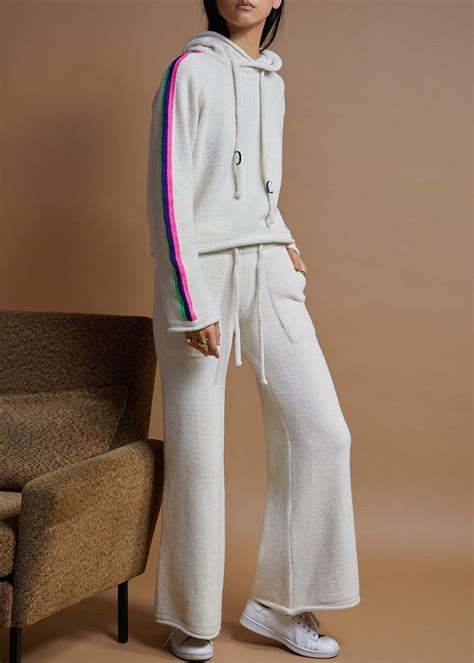 Молочный костюм J B4 Just Before из смесовой шерсти 180808 купить в Киеве Украине Цены на