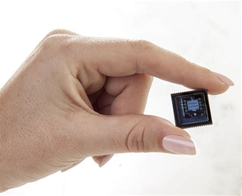 Spectrometer On A Chip Slim Enough For Smartphones