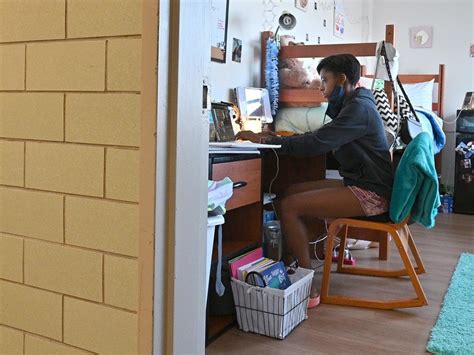 I Teach Sex Ed In College Here S What All College Babes Wish Their Parents Knew About Sex On