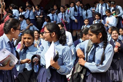 Icse Class 10 Topper 2017 Scores 99 4 Isc Class 12 Topper 2017 Scores