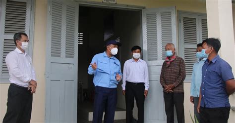 អាជ្ញាធរខេត្តបន្ទាយមានជ័យ ជំរុញឱ្យមានការសម្អាតបរិស្ថានអនាម័យសាលារៀន