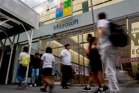tally of microsoft victims surges to 400 as hackers exploit sharepoint flaw