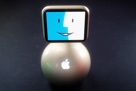 Apple Iris Robot Is The Perfect Rival For Bb 8 Inspired By Apples Imac Video Concept Phones