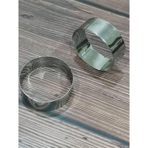 Rb In Cookie Cutter Ring Bulat Cm Pcs Tinggi Inci Rb In Shopee Malaysia