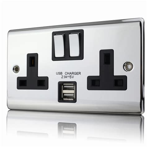 Polished Chrome Gang DP A Switched Socket With Black Inserts And USB Quickbit