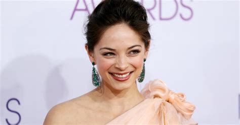 Sao nữ bác tin tham gia giáo phái nô lệ tình dục