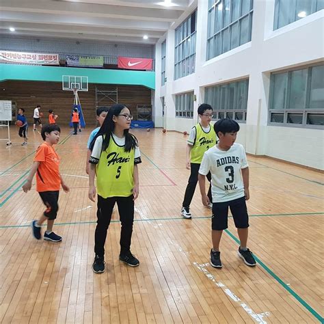 한기범농구교실 고양점 한기범농구교실 고양점 쥬니어클래스 6월 13일 운동현장 훈련용튜브를