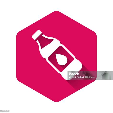 하얀 물병 아이콘은 긴 그림자 배경으로 분리되어 있다 소다 아쿠아 음료 기호입니다 핑크 육각형 버튼 벡터 0명에 대한 스톡 벡터 아트 및 기타 이미지 Istock