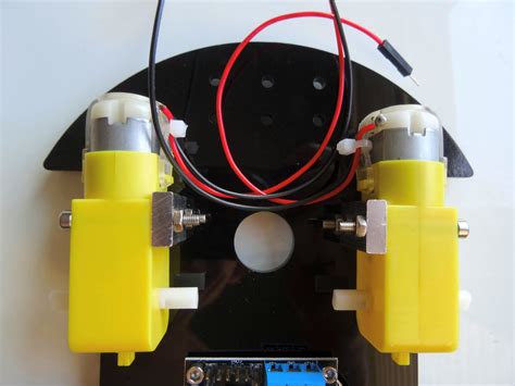 Mitov Software Assembling Elegoo Smart Robot Car Kit Step 1 Installing And Connecting The Motors