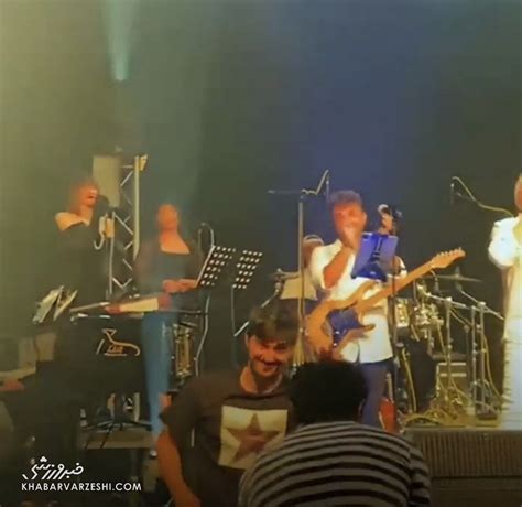 عکس لژیونر ایرانی به کنسرت خواننده‌ای رفت که از ایران مهاجرت کرده است خبرورزشی