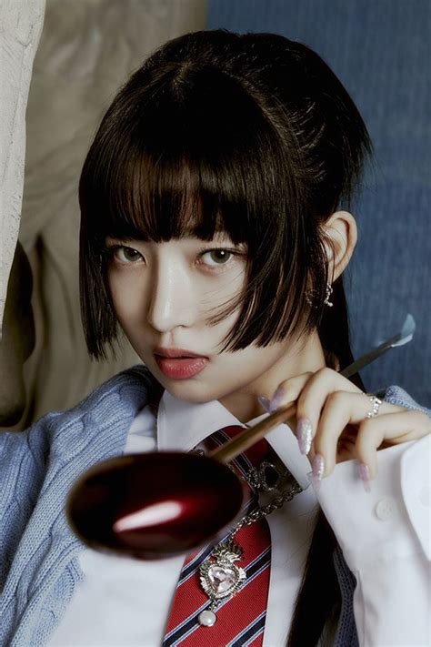 Inspirasi Hime Haircut Yang Elegan Ala Idol K Pop Dari Bae Suzy Hingga