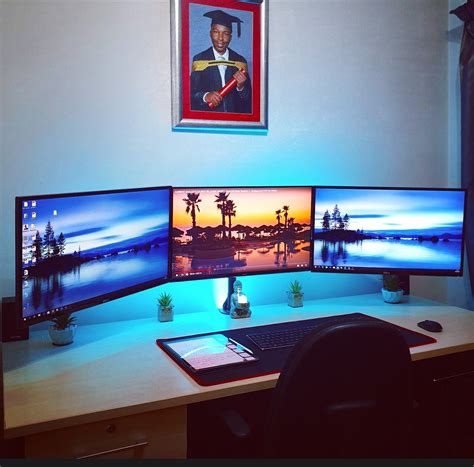 My 3 Screen Setup Thoughts Tried To Keep It Neat And Tranquil R Desksetup