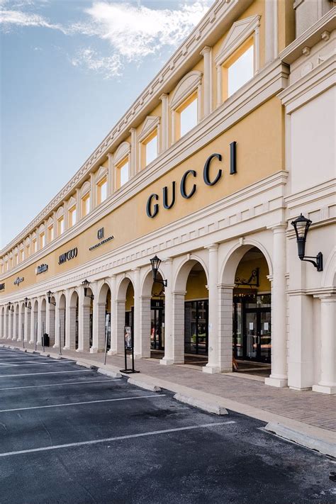 Shop Big At The San Marcos Outlets San Marcos Outlets San Marco
