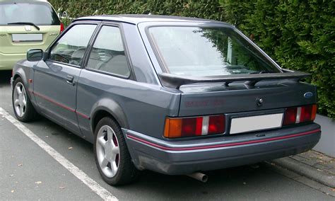 Ford Escort Xr3picture 10 Reviews News Specs Buy Car