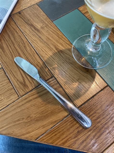 Stansted Airport Wetherspoons Has The Most Comically Small Knifes R