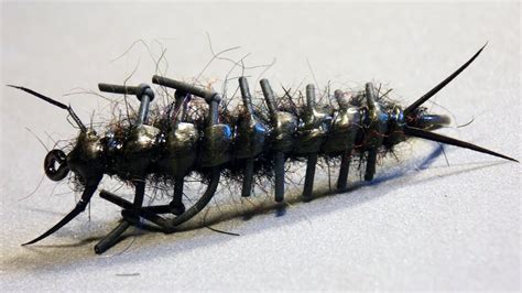 Tying A Hellgrammite Fly