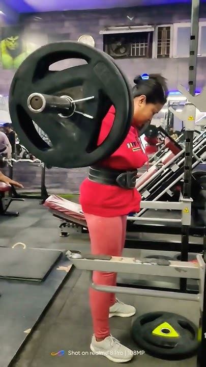 Squats💪 Slfmotivation Dedication Consistency Hrdwrk Gymfreak