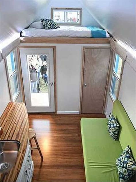 Lightweight Sip House Holds 3 Beds And A Full Bathroom