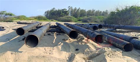 Removal Of Crude Oil Pipeline கச்சா எண்ணெய் கொண்டு செல்லும் குழாய் அகற்றும் பணி